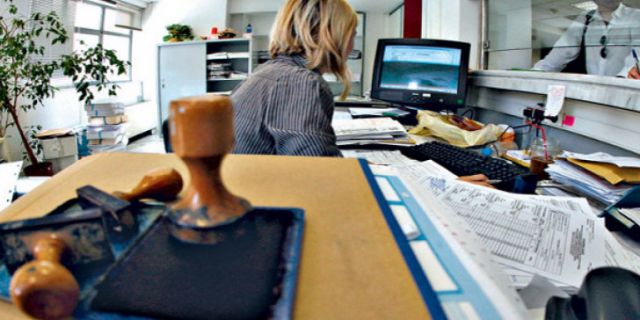 ΘΕΟΔΩΡΙΚΑΚΟΣ: ΔΙΕΥΚΡΙΝΙΣΕΙΣ ΓΙΑ ΤΟ ΜΕΙΩΜΕΝΟ ΩΡΑΡΙΟ ΤΩΝ ΔΗΜΟΣΙΩΝ ...