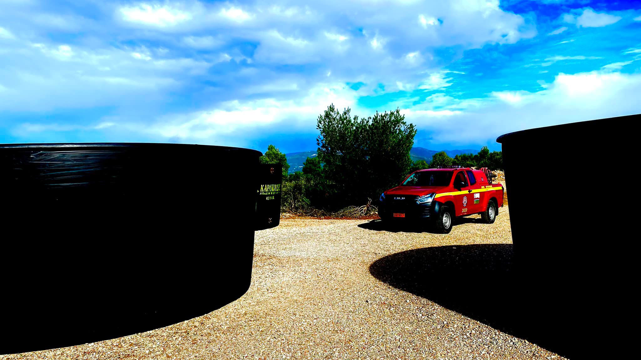 «ΘΩΡΑΚΙΖΕΤΑΙ» ΤΟ ΠΟΙΚΙΛΟ ΟΡΟΣ ΜΕ ΔΕΞΑΜΕΝΕΣ ΝΕΡΟΥ - Μαχητής Δυτικής Αθήνας